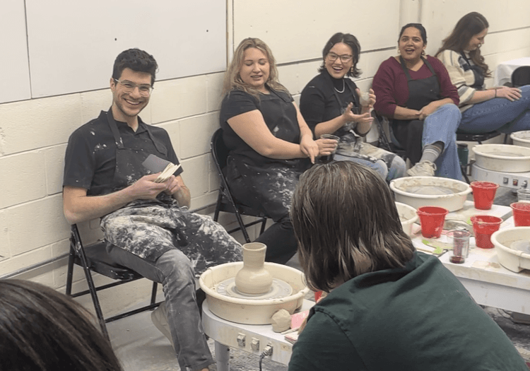 Pottery Classes & Workshops in Chicago | The Pottery Loop